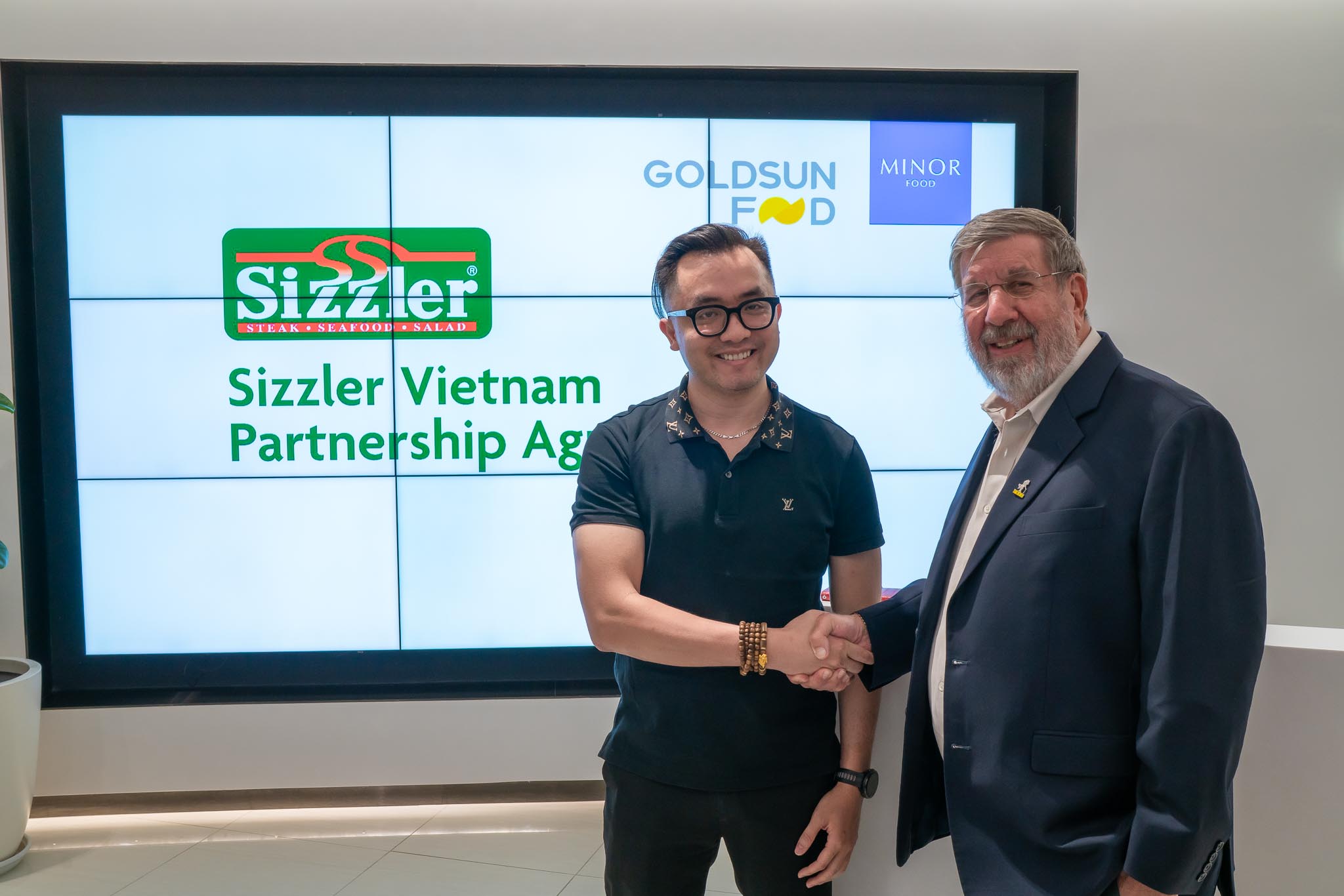 Minor Food expands its presence in Vietnam with the debut of Sizzler!
